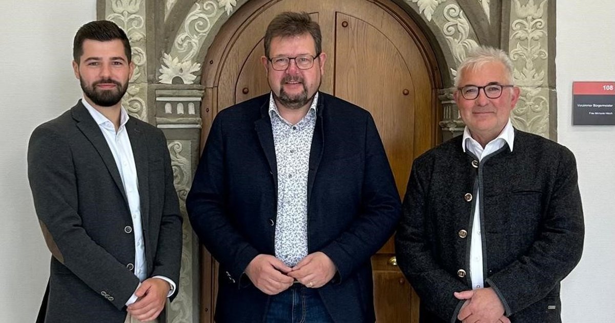 Antrittsbesuch des Vorsitzenden und des Geschäftsführers des FC Bitburg ...